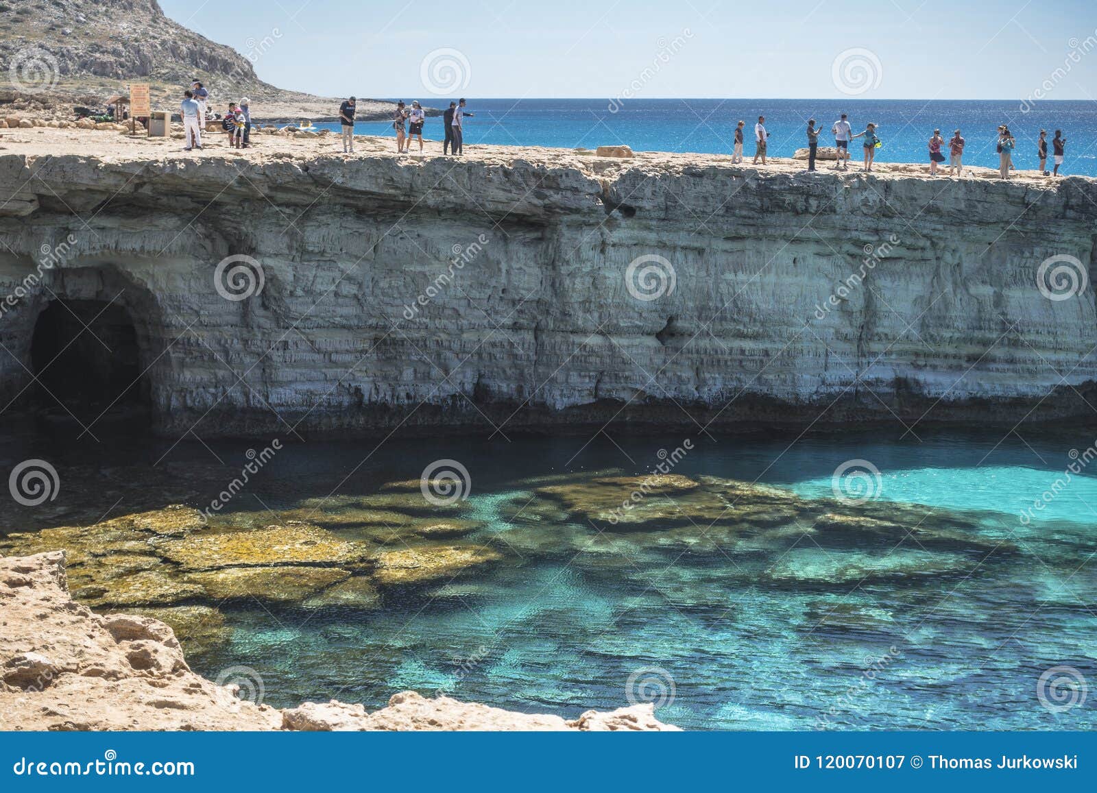 Littoral Rocheux, Cap Greco Sur La Chypre Photographie éditorial ...