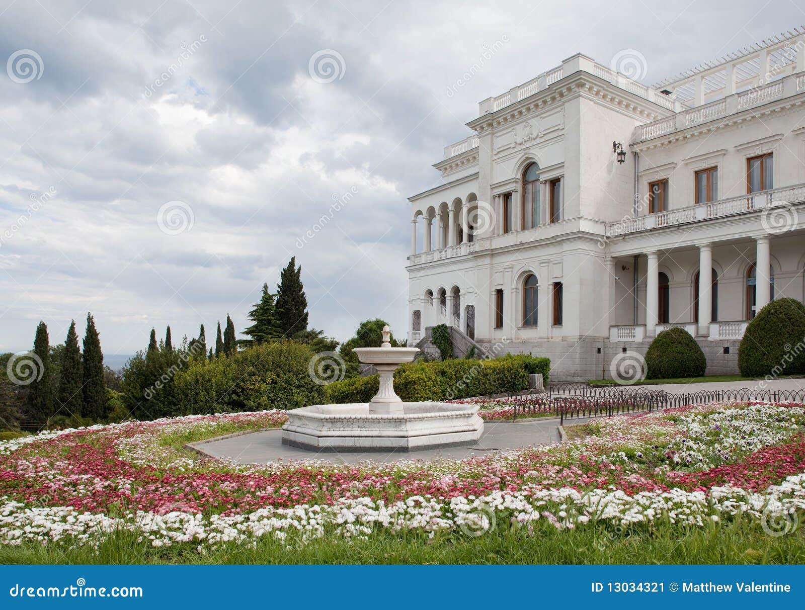 Livadia Palace in Yalta, Crimea Stock Image - Image of crimea, trees ...