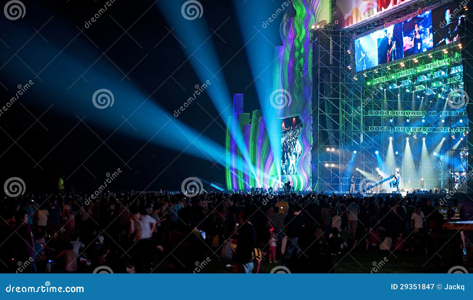 Live Music Concert with Crowd Editorial Photography - Image of night ...