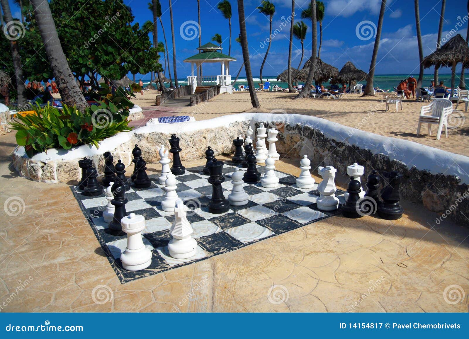 Live Size Chess on Beach in Tropical Resort Stock Image - Image of ...