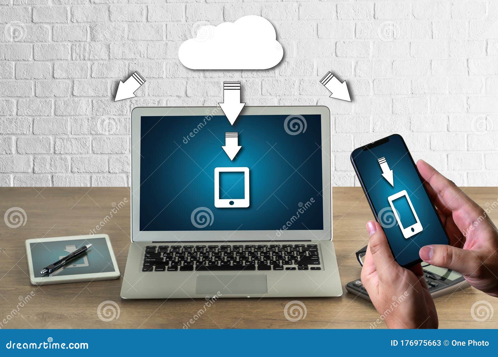 LIVE STREAMING Backup Download Computing Digital Data Transferring ...