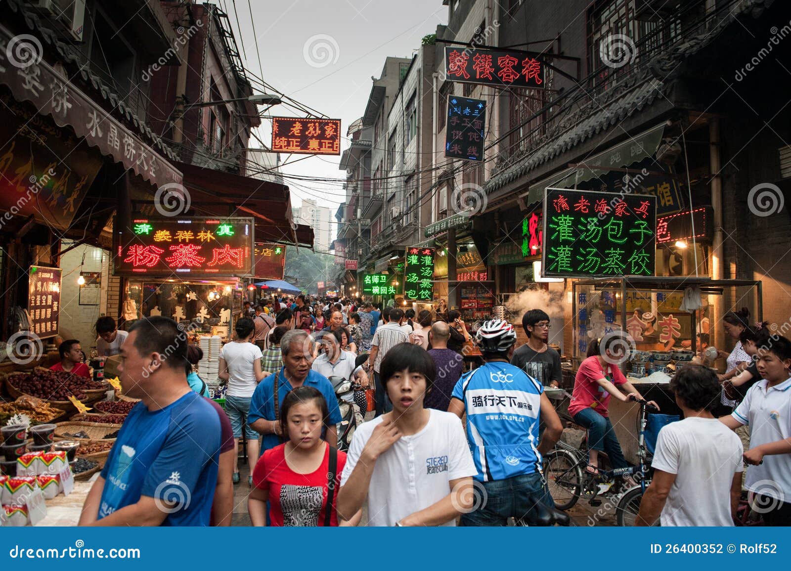 Lively Muslim Street in Xian Editorial Photography - Image of shaanxi ...