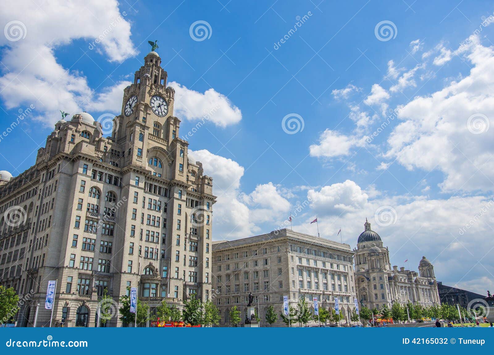 Liverpool Liver Royal Building Editorial Photography - Image of mersey ...