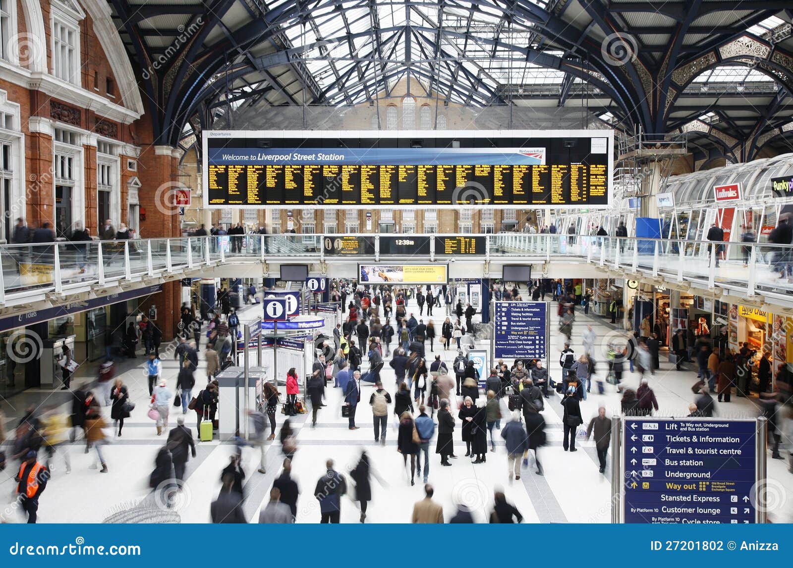 Liverpool Street Station editorial photography. Image of liverpool ...