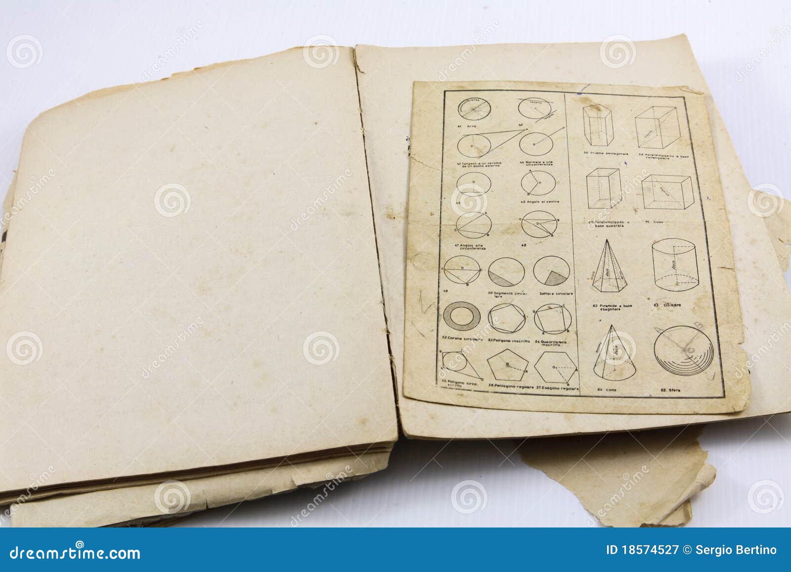 Livro antigo da geometria imagem de stock. Imagem de geométrico - 18574527