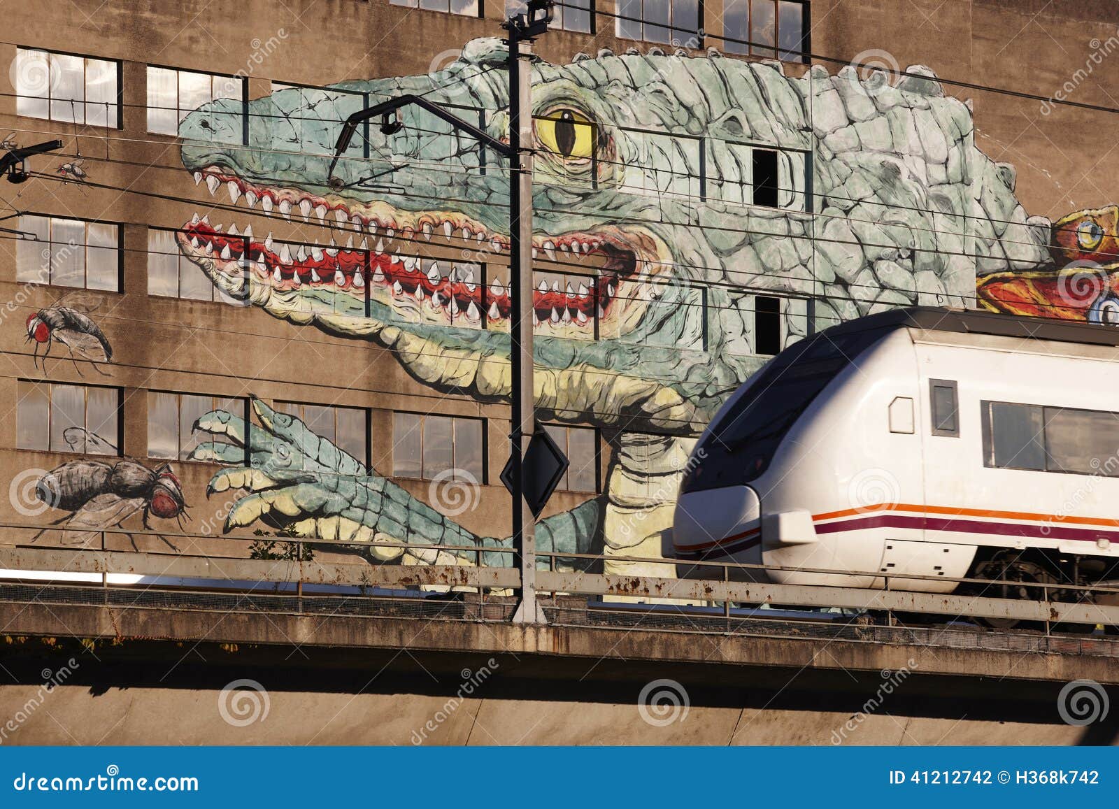 Lizard Graffiti, Colorful Lizard In All Rainbow Colors On Dirty Wall ...