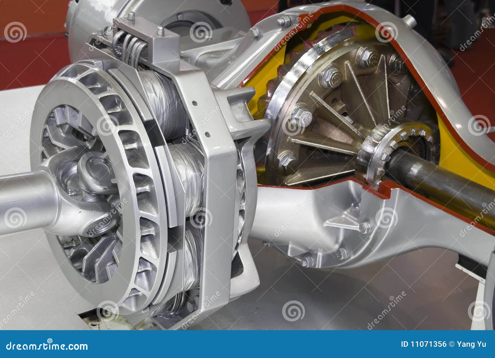 LKW-Differenzial stockfoto. Bild von verkehr, allgemeinhin - 11071356