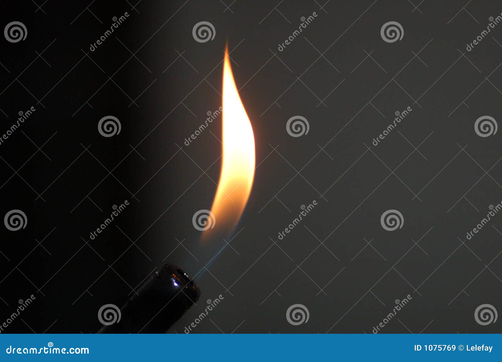 Llama imagen de archivo. Imagen de correcto, llameante - 1075769