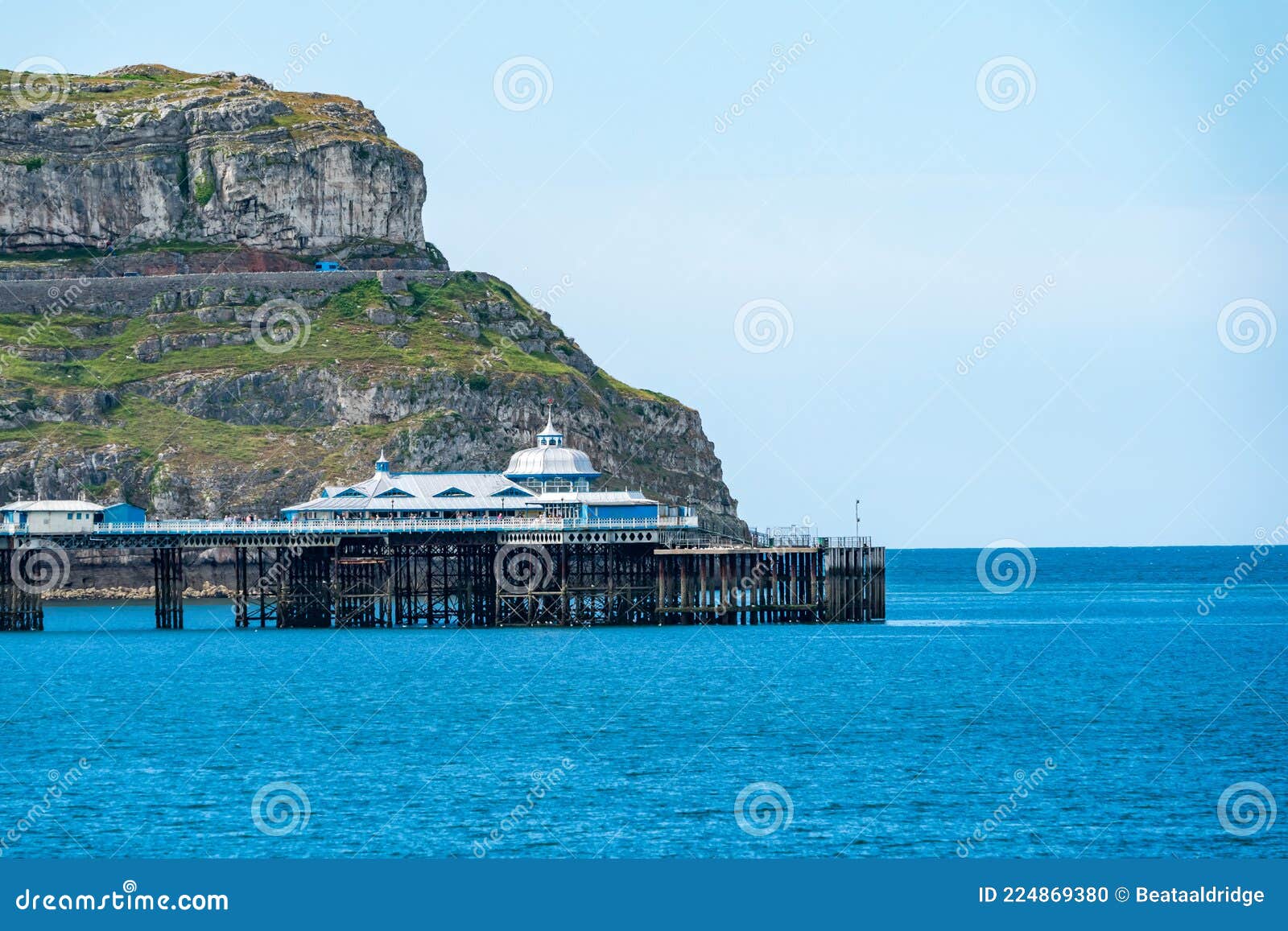 Llandudno Pier and Great Orme, Wales Stock Photo - Image of seaside ...