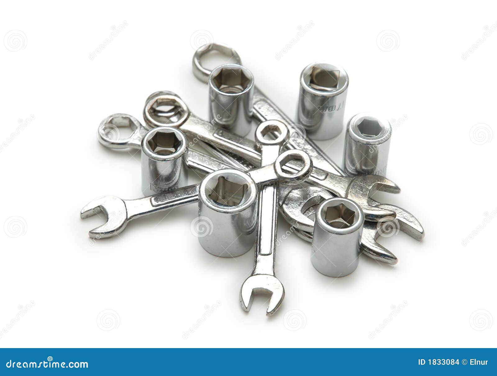 Llaves Inglesas De Varias Tallas Foto de archivo - Imagen de acero ...
