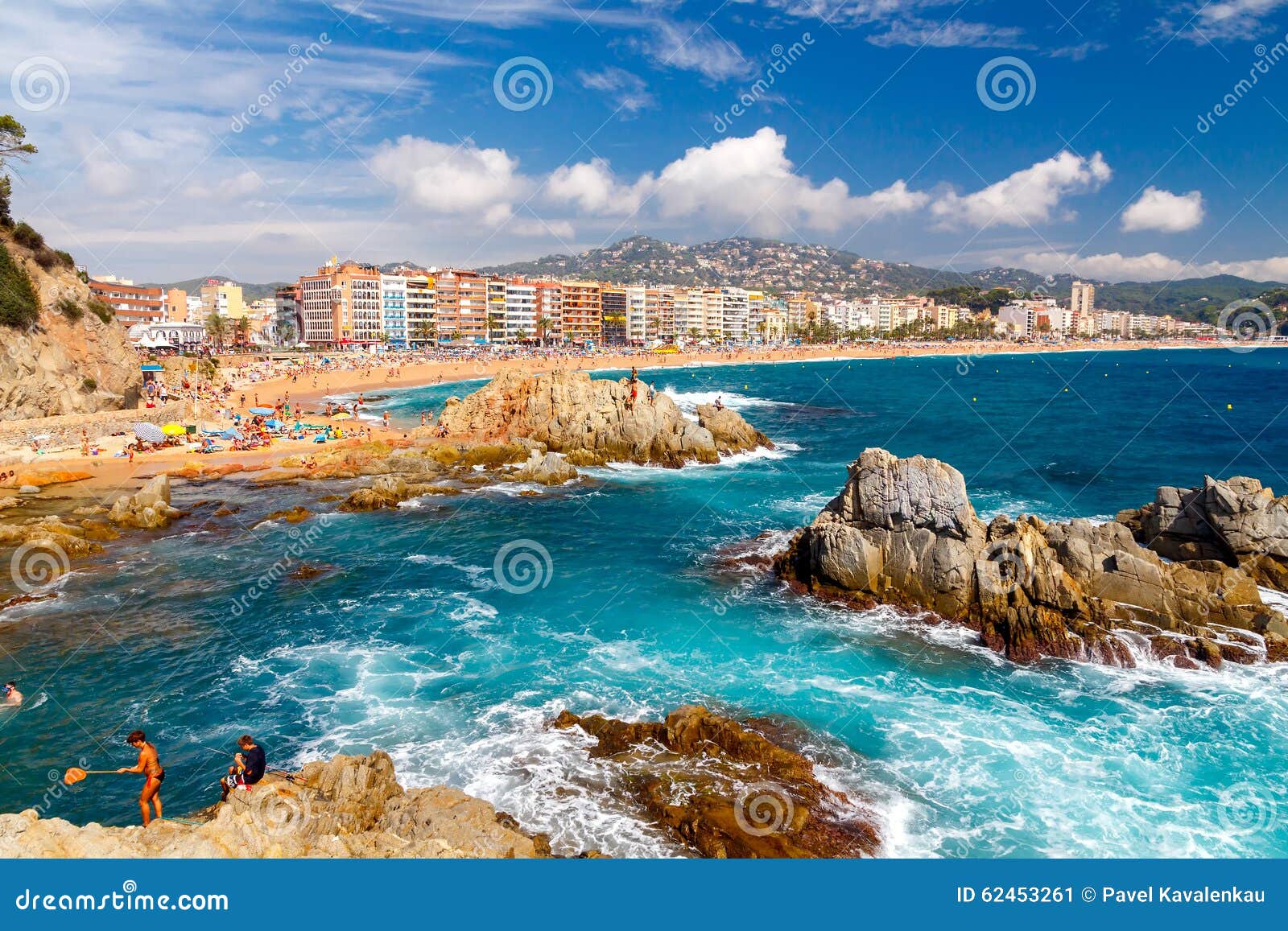 Lloret DE Mar Het Strand Van De Stad Redactionele Foto - Image of geluk ...