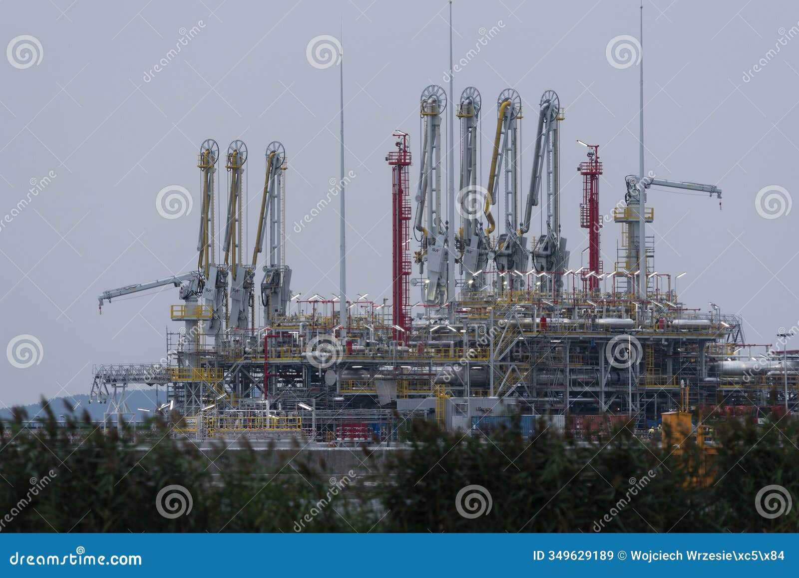 LNG TERMINAL editorial stock image. Image of technology - 349629189