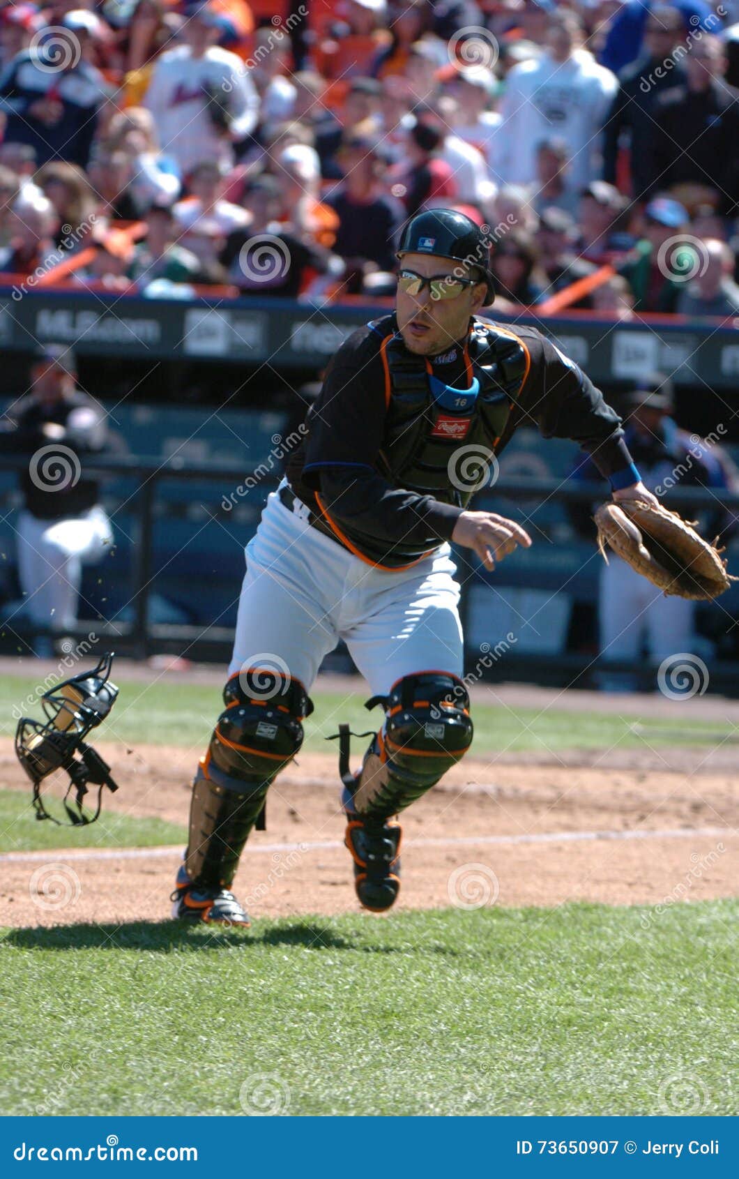 Lo Duca Throws Down To Third. Editorial Photography - Image of major ...