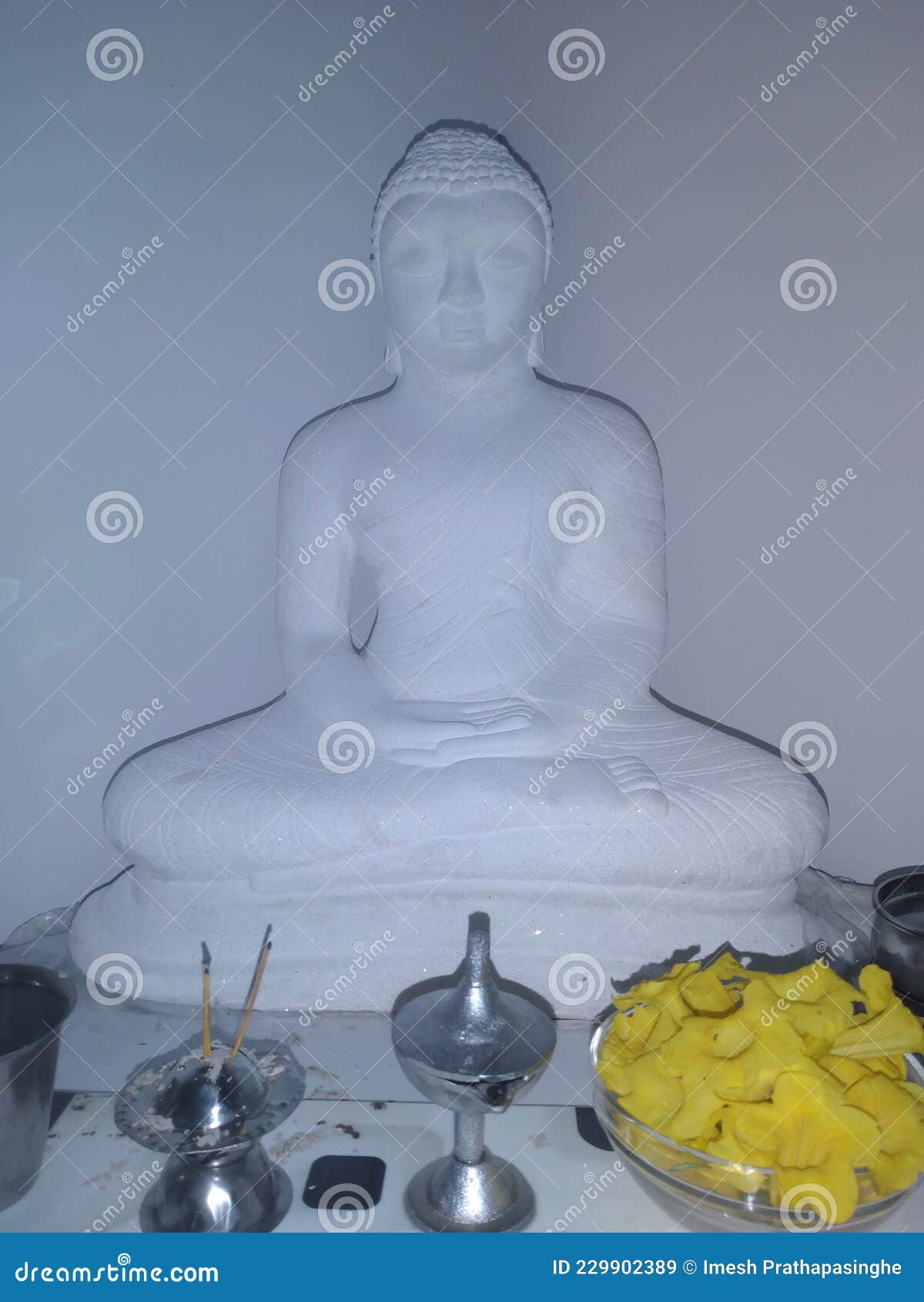 Load buddha stock image. Image of wayworship, load, time - 229902389