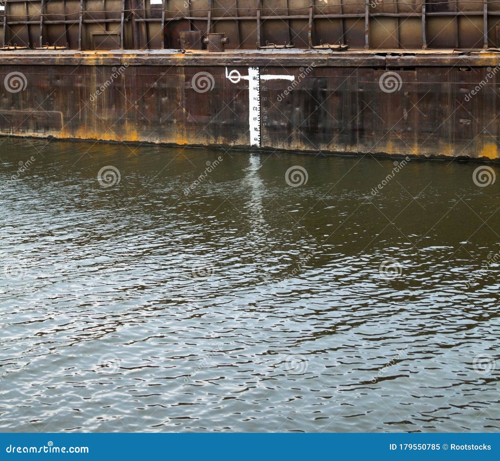 Load Line Marks and Lines on a Ship Stock Image - Image of navigate ...