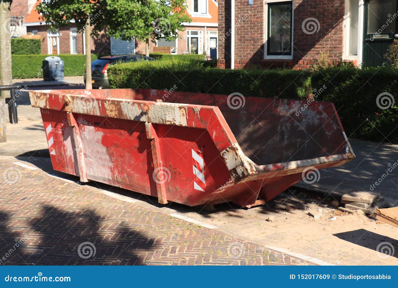 Loaded garbage dumpster stock image. Image of renovation - 152017609