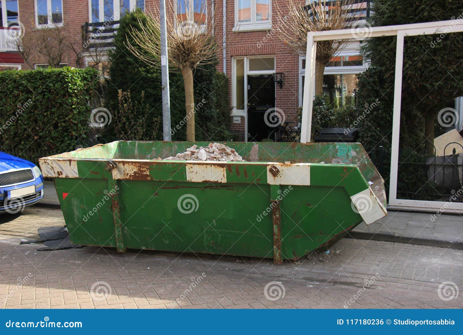 Loaded garbage dumpster stock photo. Image of plastic - 117180236