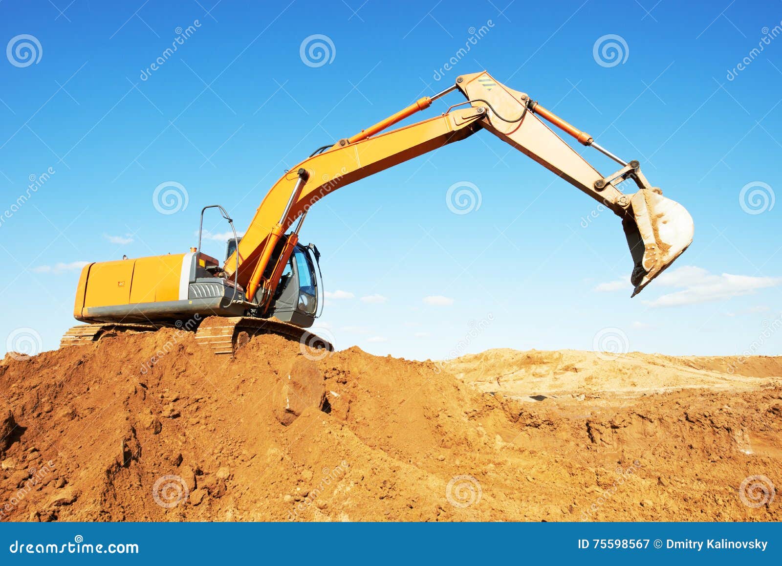 Loader excavator at work stock image. Image of industry - 75598567
