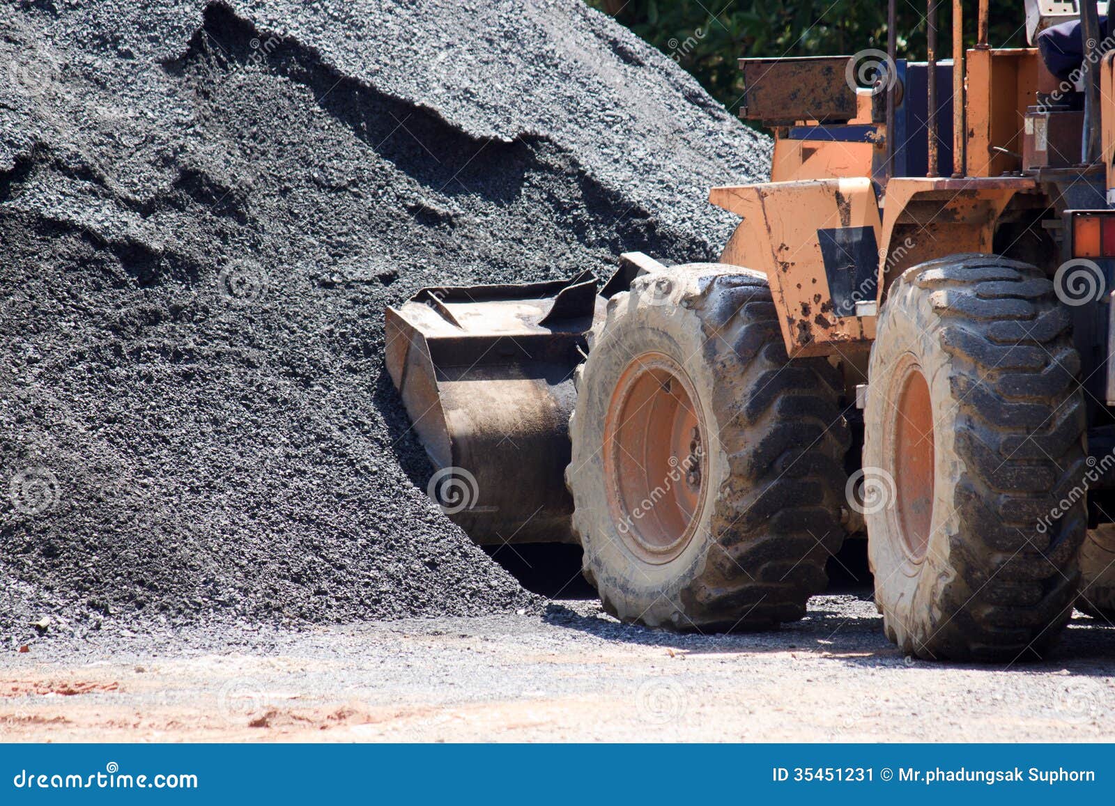 Loaders stock image. Image of scoop, building, loaders - 35451231