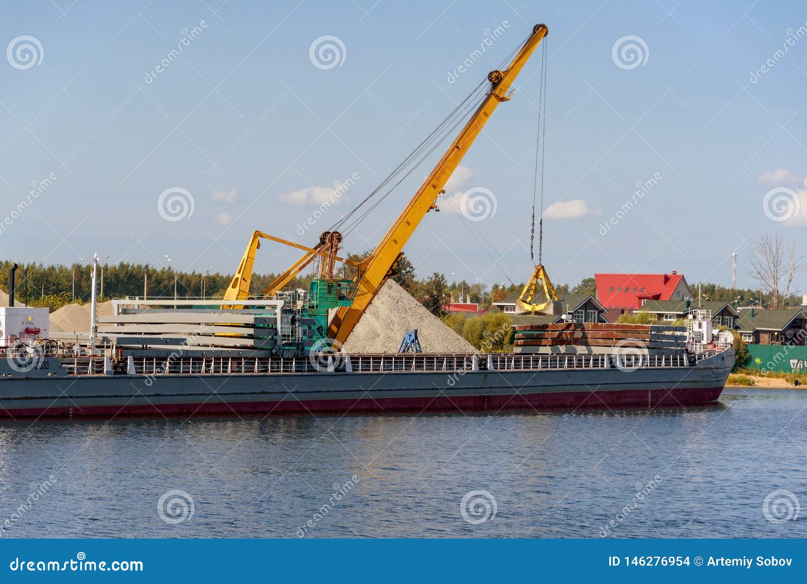 Loading Barge with Sand and Rubble on a Small Berth. Freight Transport ...