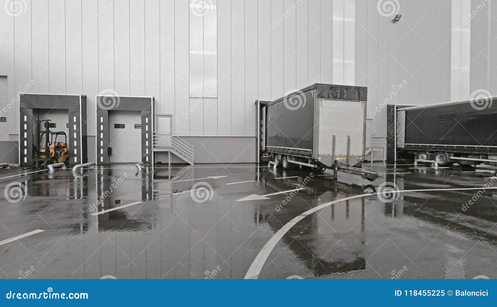 Loading Bay stock image. Image of storage, dock, industry - 118455225