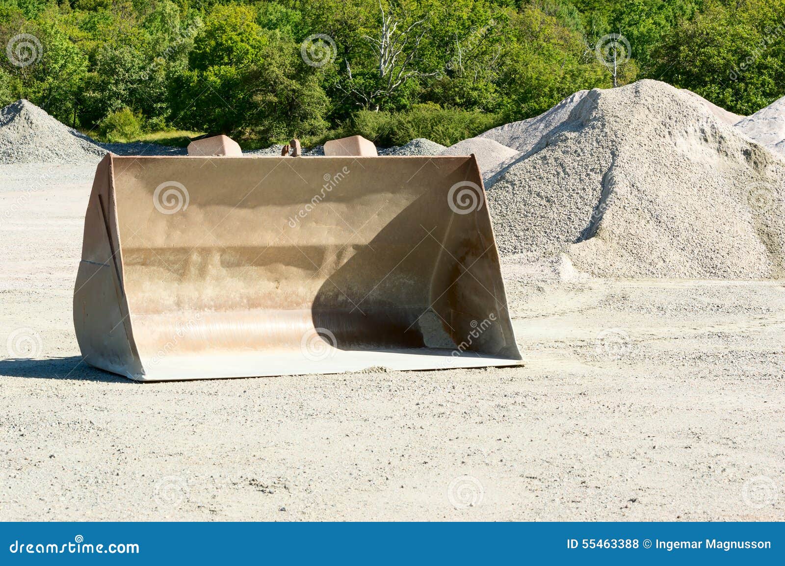 Bucket Of Two-component, Decorative, Acid Resistant Epoxy Grout For ...