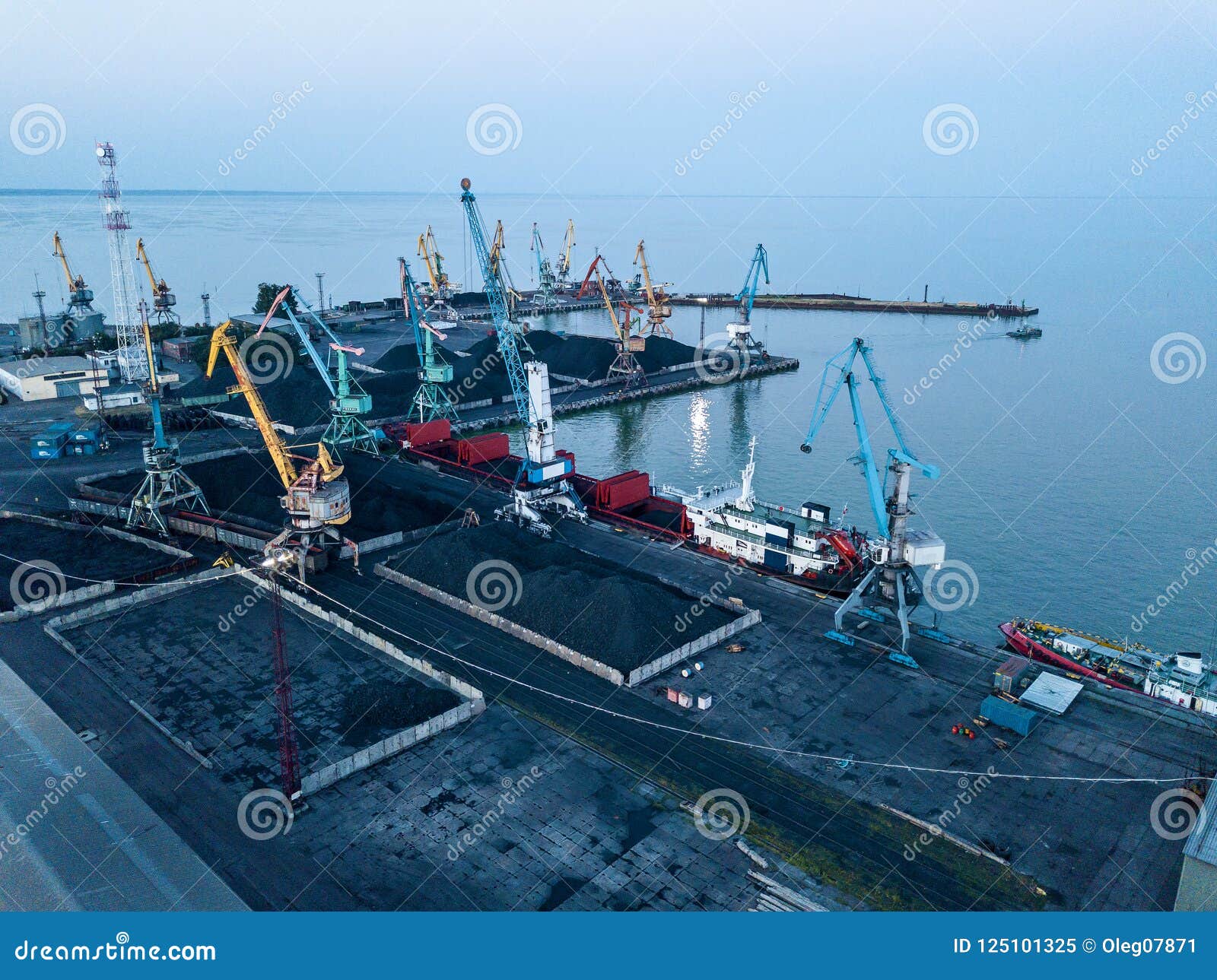Loading Coal in Port To Ship Stock Image - Image of business, cranes ...