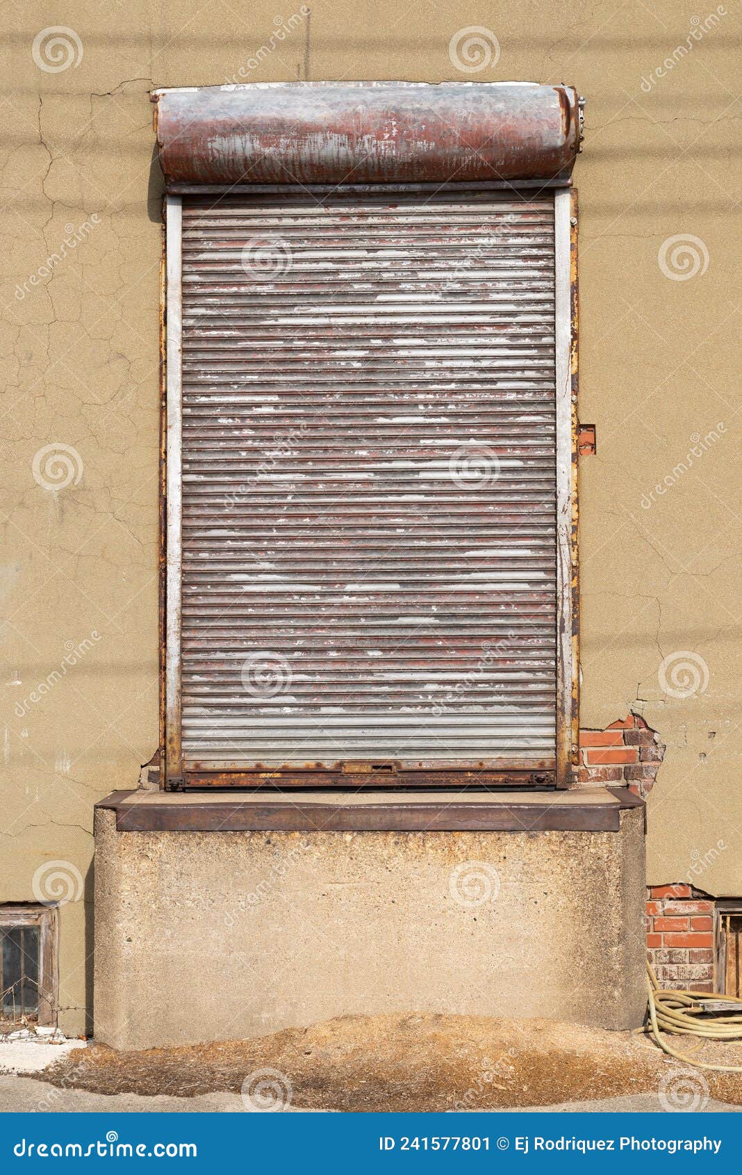 Loading dock door stock image. Image of house, architecture - 241577801