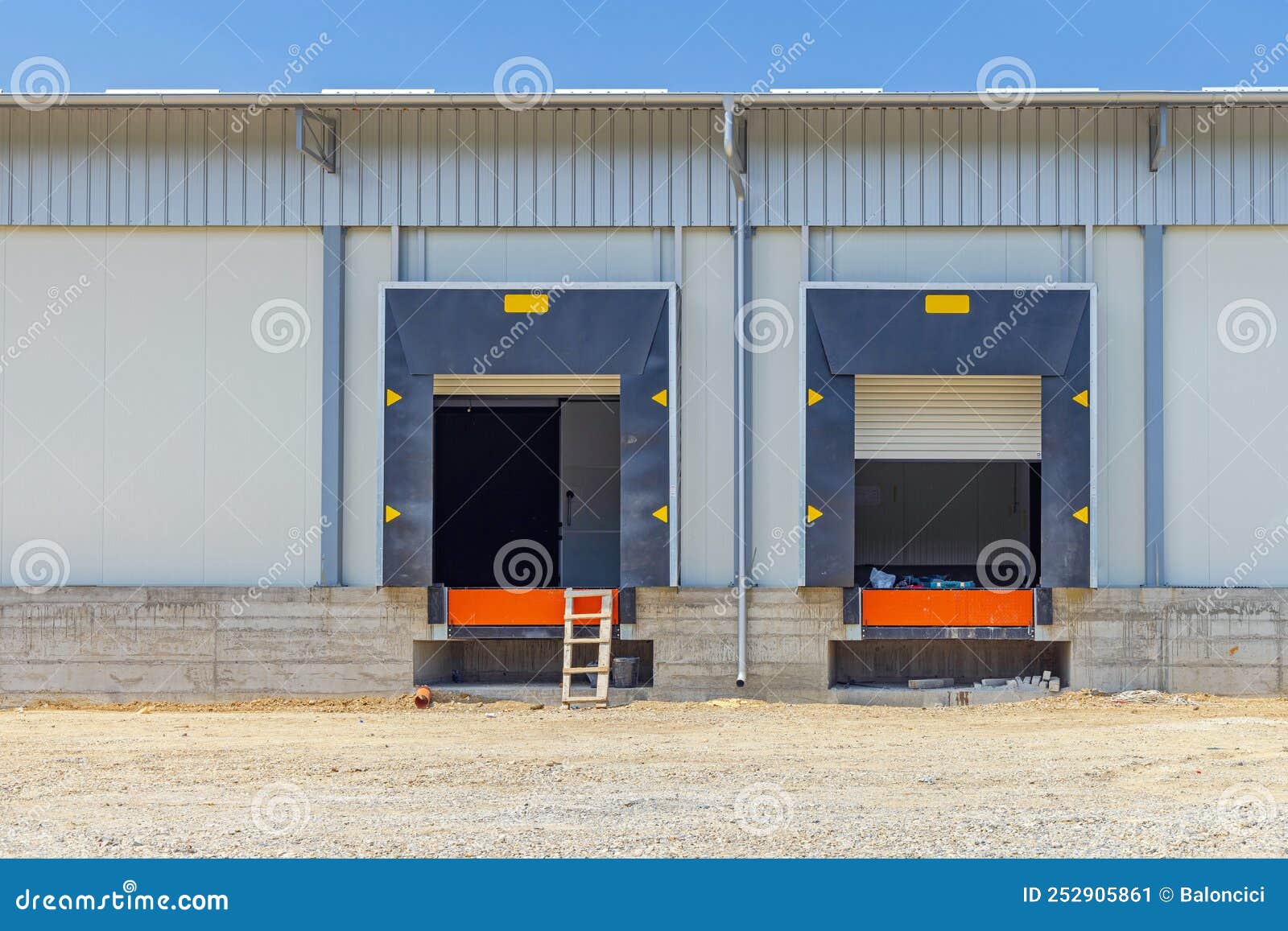Loading Dock Doors Warehouse Stock Image - Image of balkans, business ...