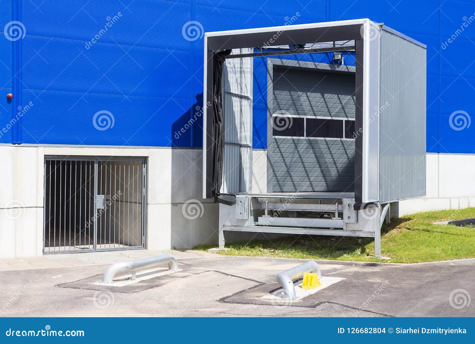 Loading Dock at a Warehouse. Modern Logistics Center. Docking Stations ...