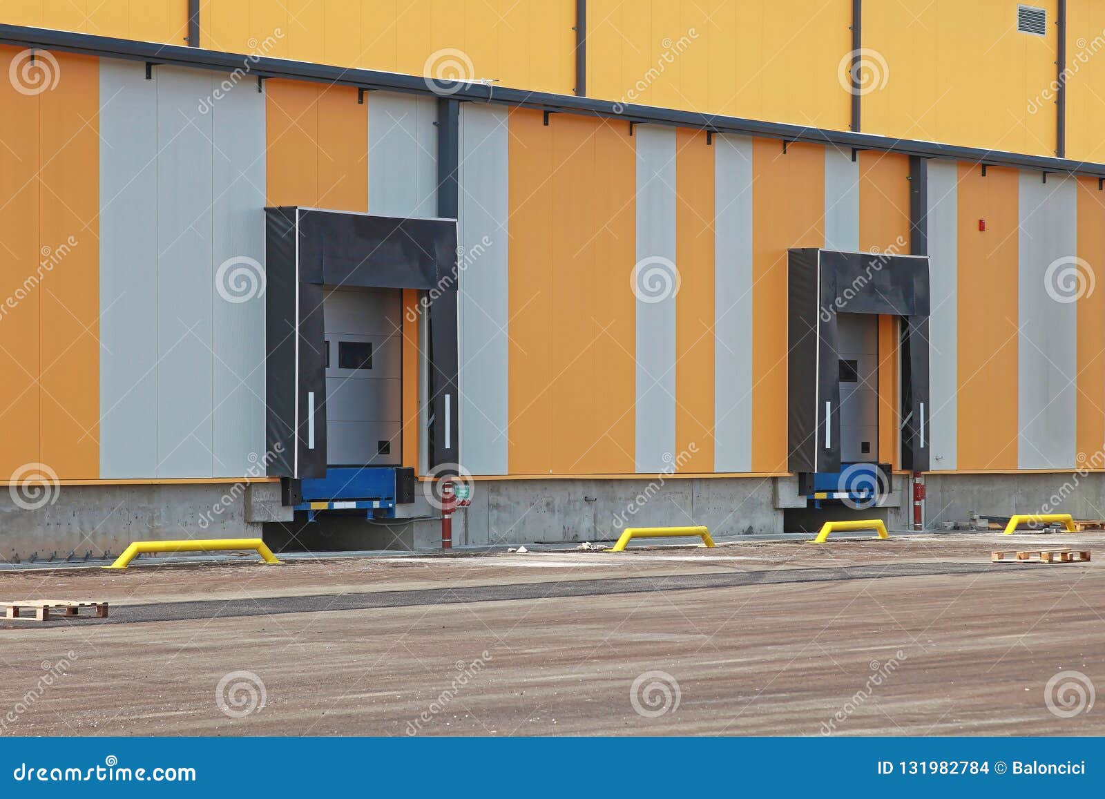 Loading doors cargo stock photo. Image of logistic, commercial - 131982784
