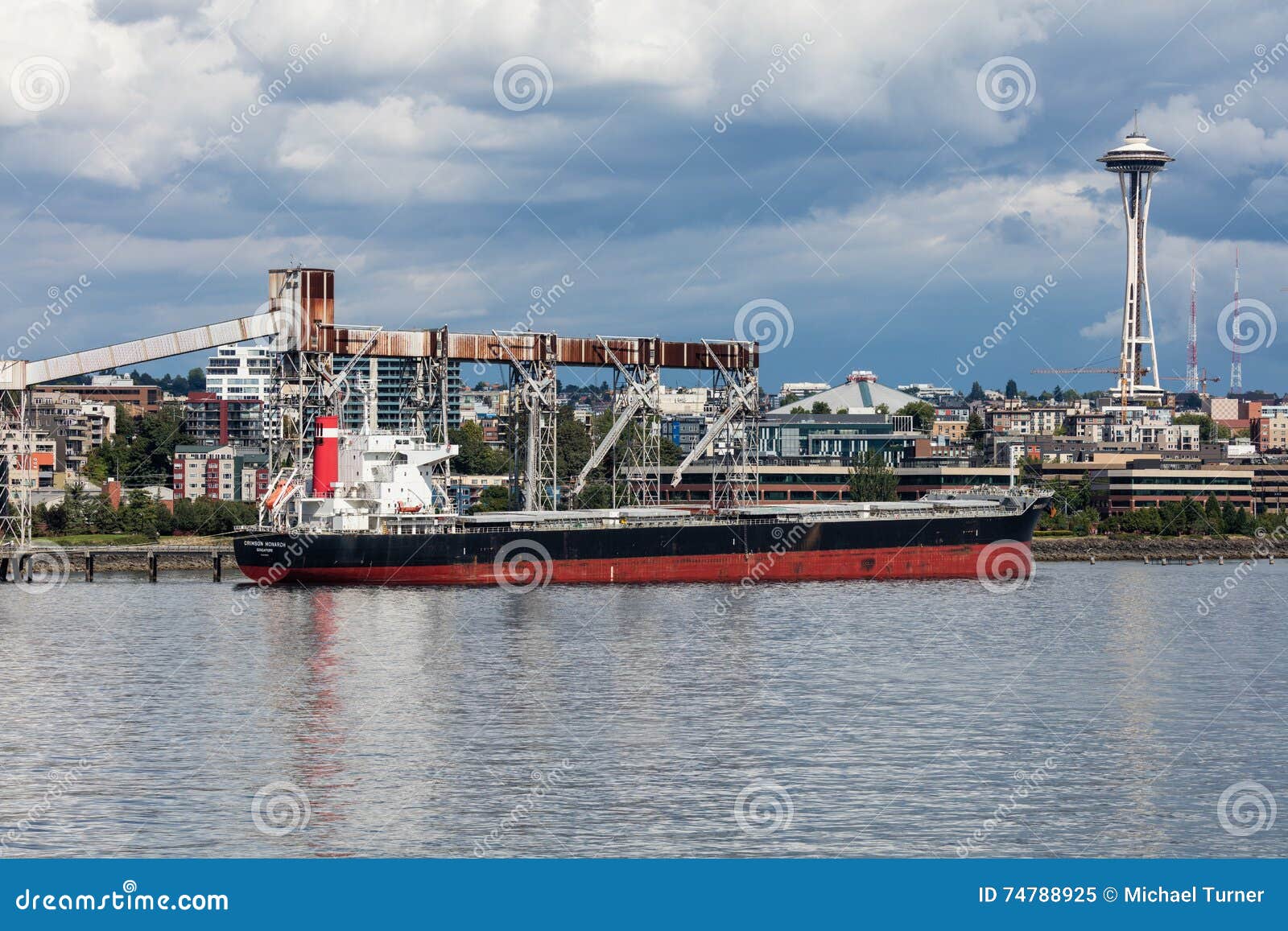 Loading Freighter editorial image. Image of harbor, arctic - 74788925