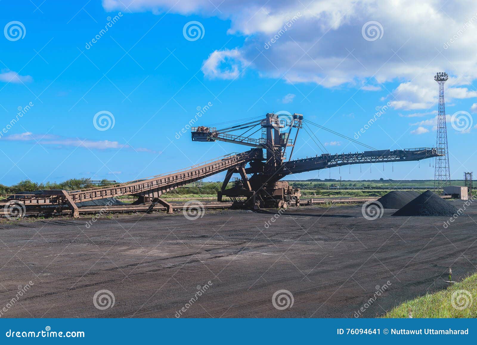 Loading Iron Ore Conveyor Machine in Steel Industry Stock Image - Image ...