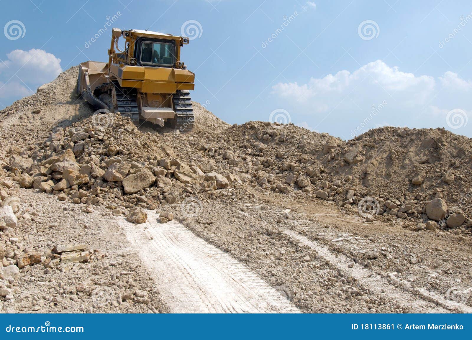 Loading machine stock image. Image of strength, scoop - 18113861