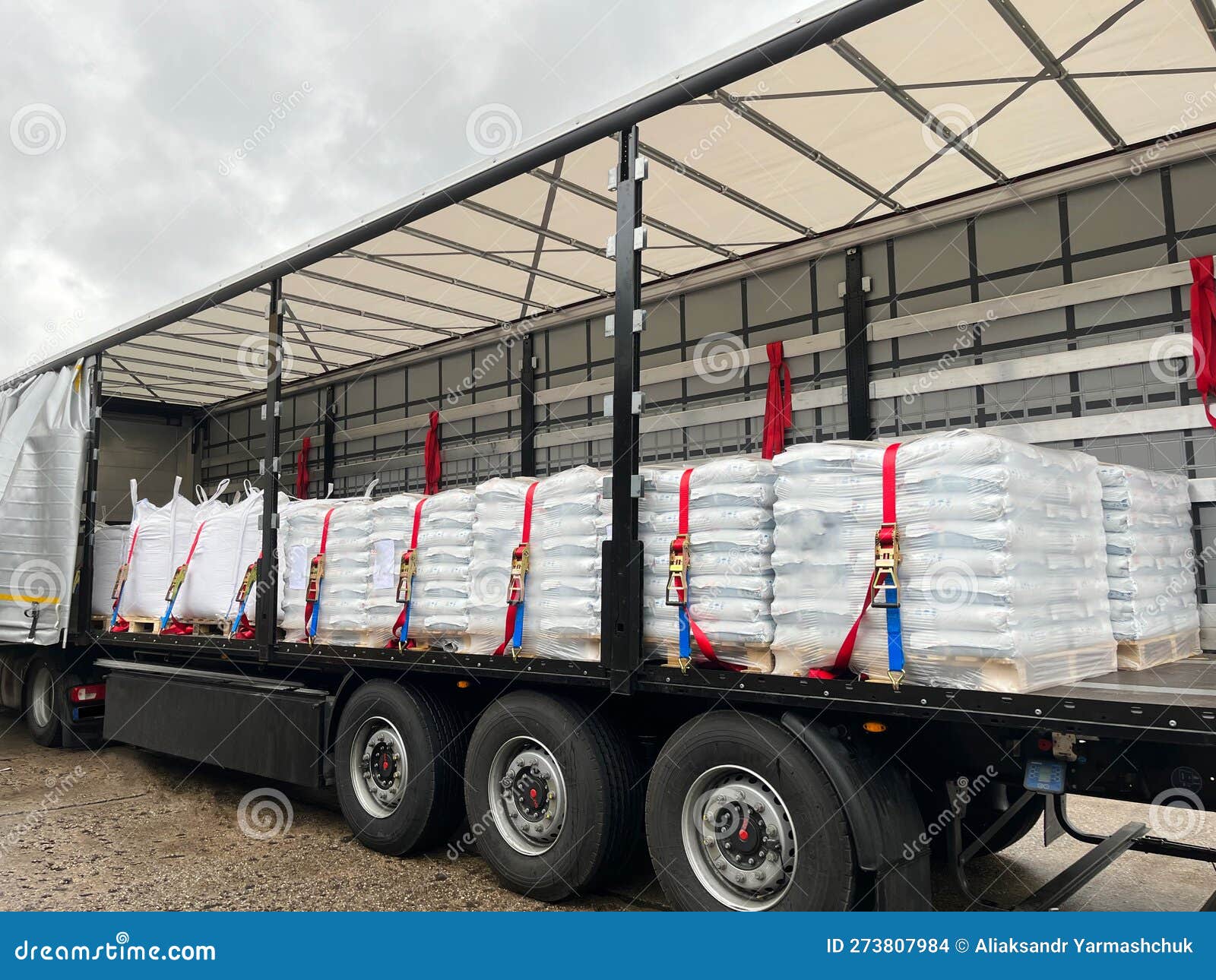 Loading, Transportation and Unloading of Bulk Materials in Bags of 25 ...