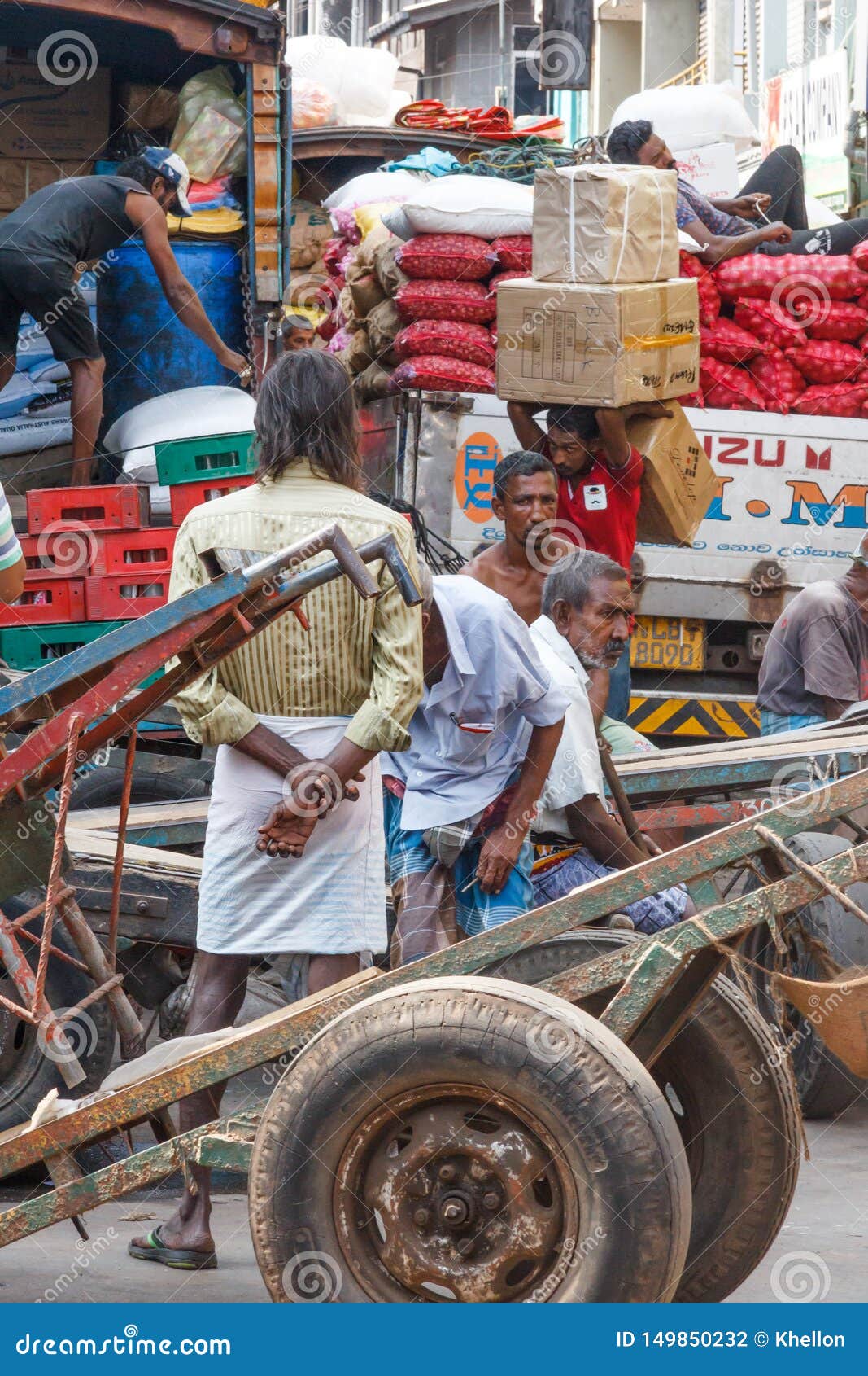Loading and Unloading Activity Editorial Photography - Image of colombo ...