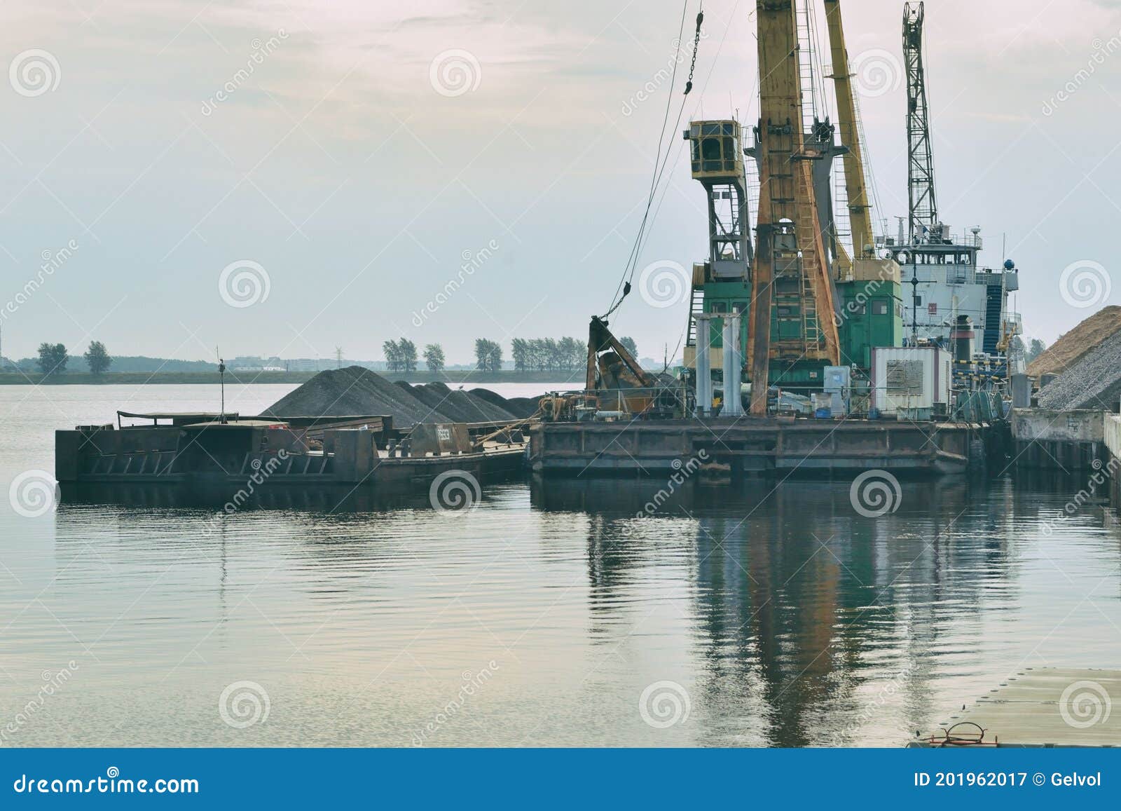 Loading and Unloading Operations in the Cargo Port, 29 07 2020, Rybinsk ...