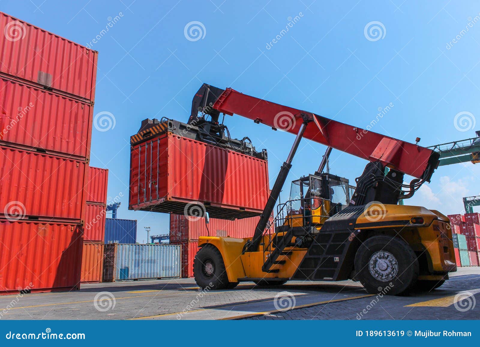 Loading Export Import Shipping Cargo in Industrial Port, Jakarta ...