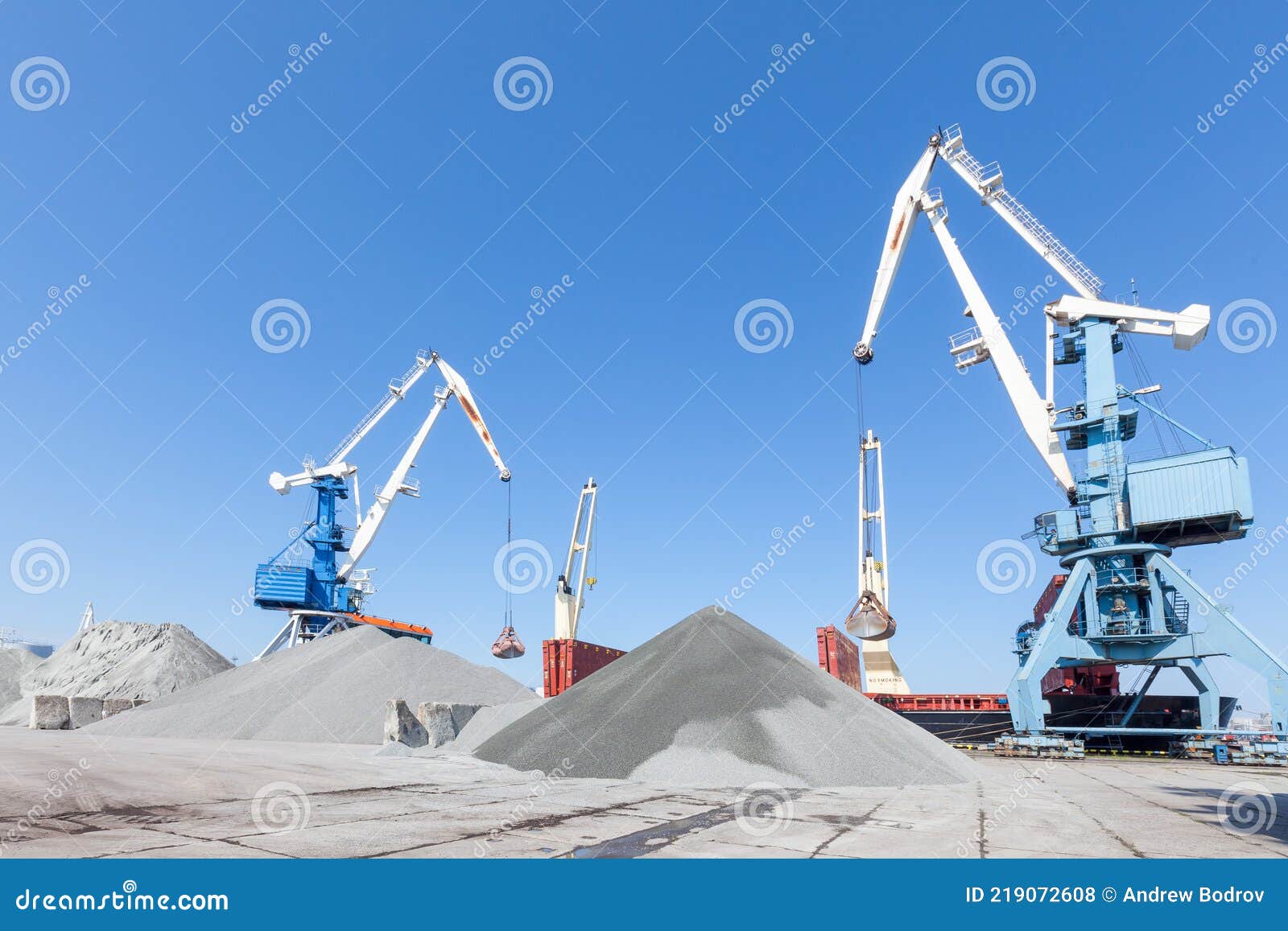 Loading and Unloading of Vessels Stock Photo - Image of freight, blue ...