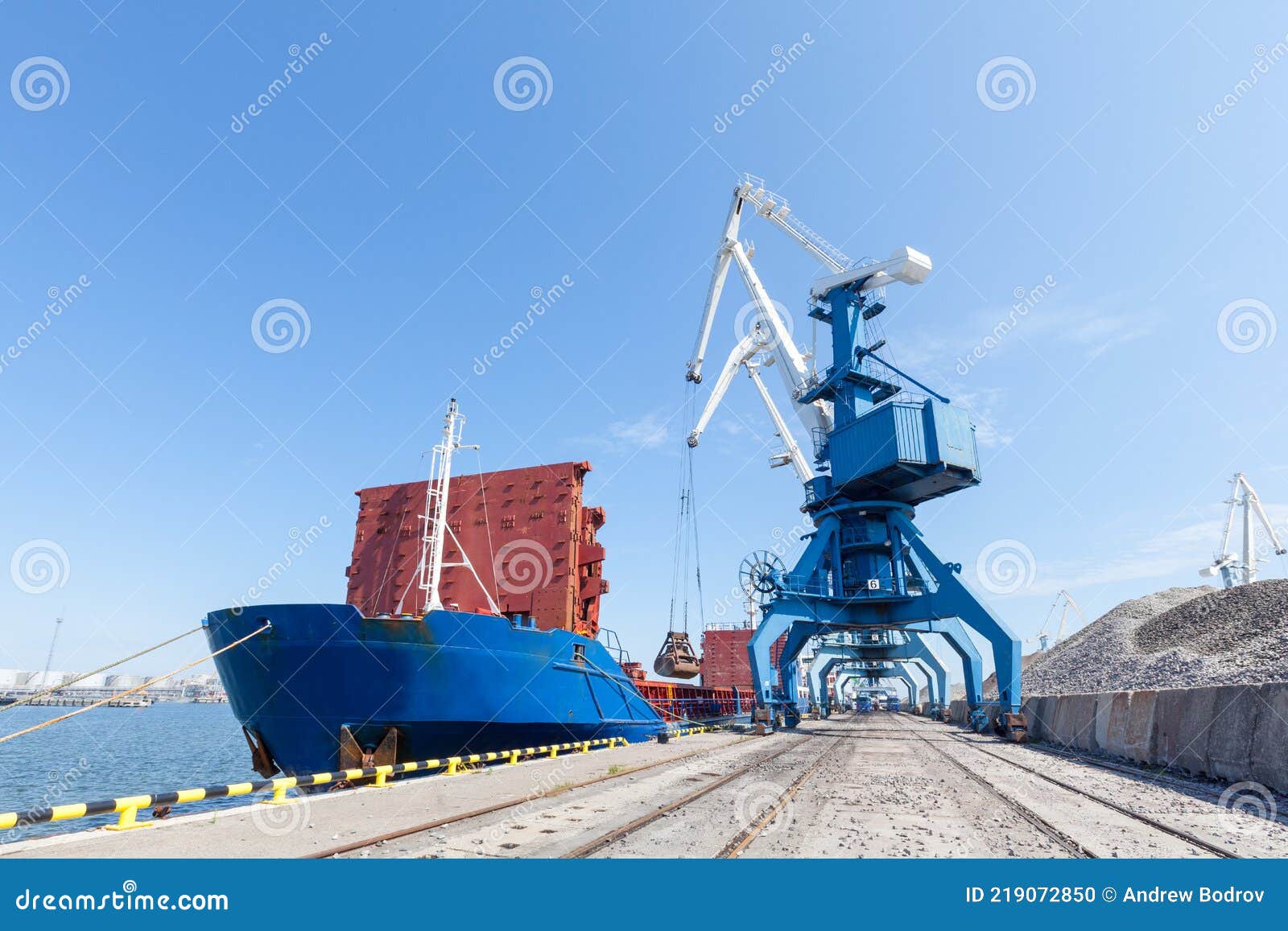 Loading and Unloading of Vessels Stock Photo - Image of heavy, shipping ...