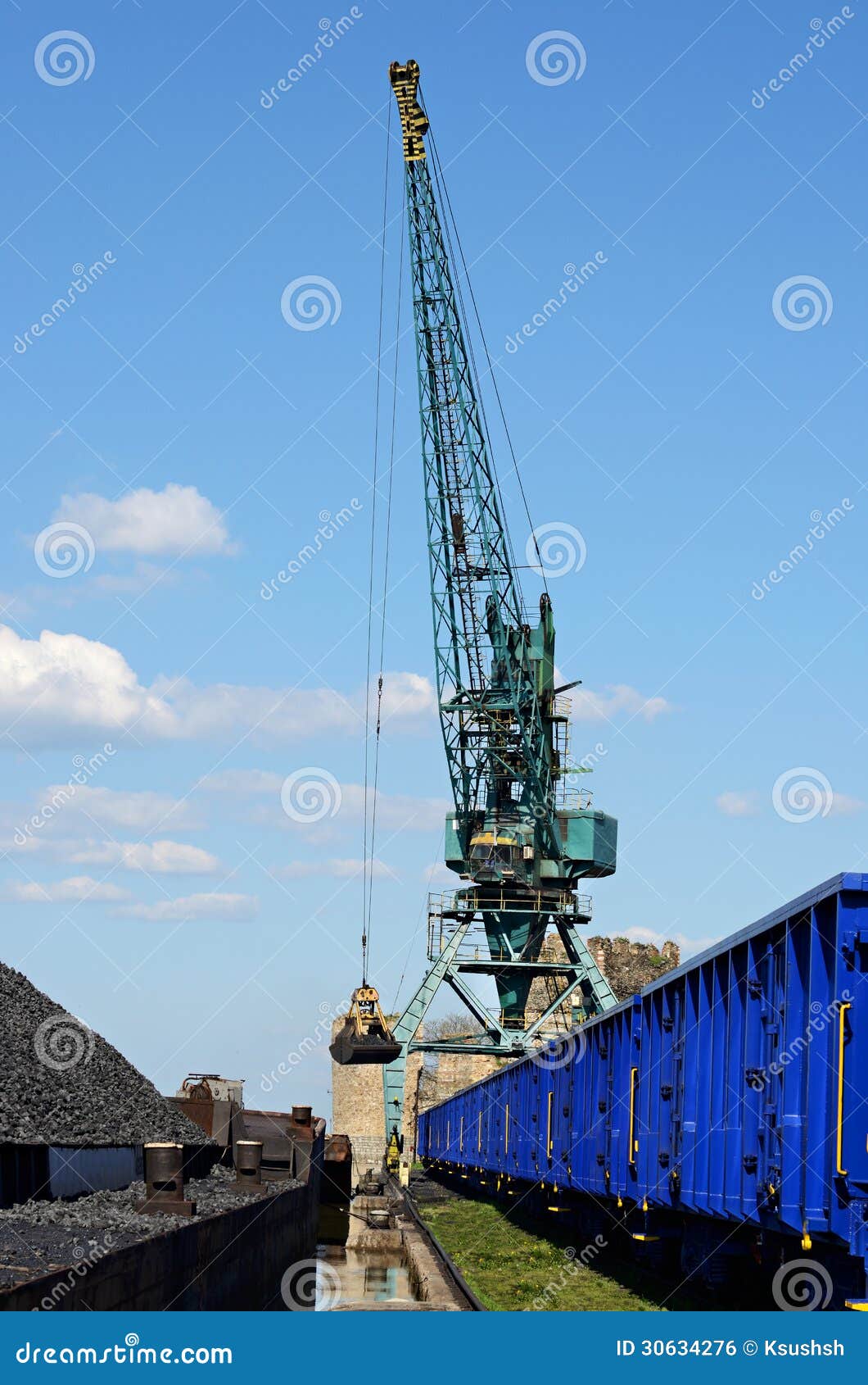 Loading wagons stock photo. Image of stack, loading, heavy - 30634276