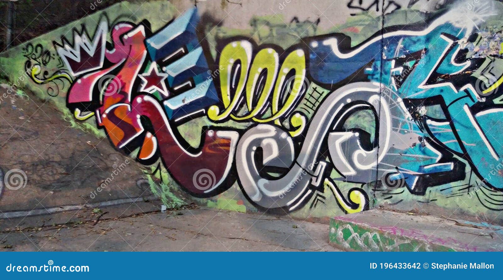 Local graffiti tags editorial photography. Image of canadian - 196433642