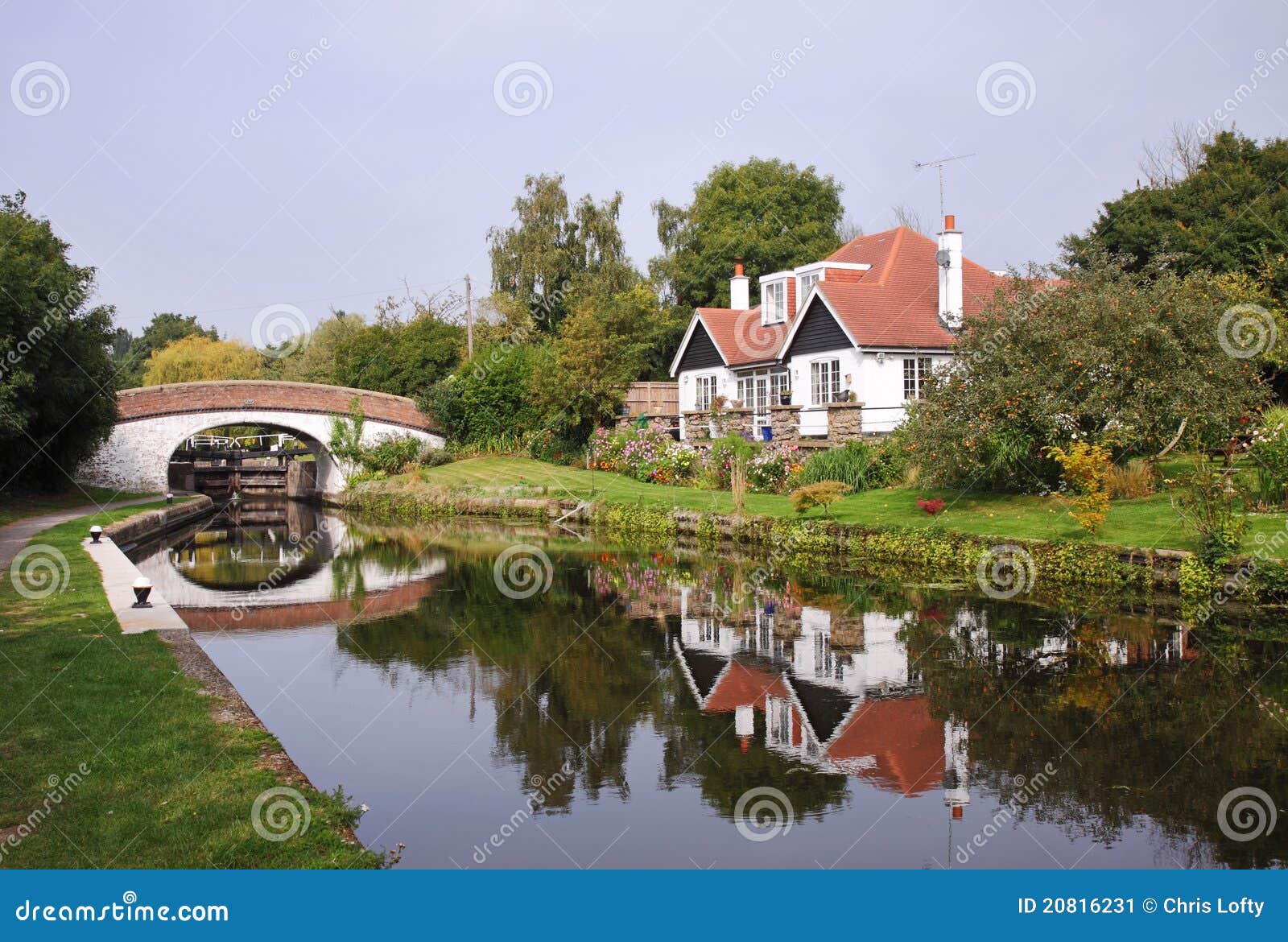 Lock and Bridge on the Grand Union Canal in the UK Stock Image - Image ...