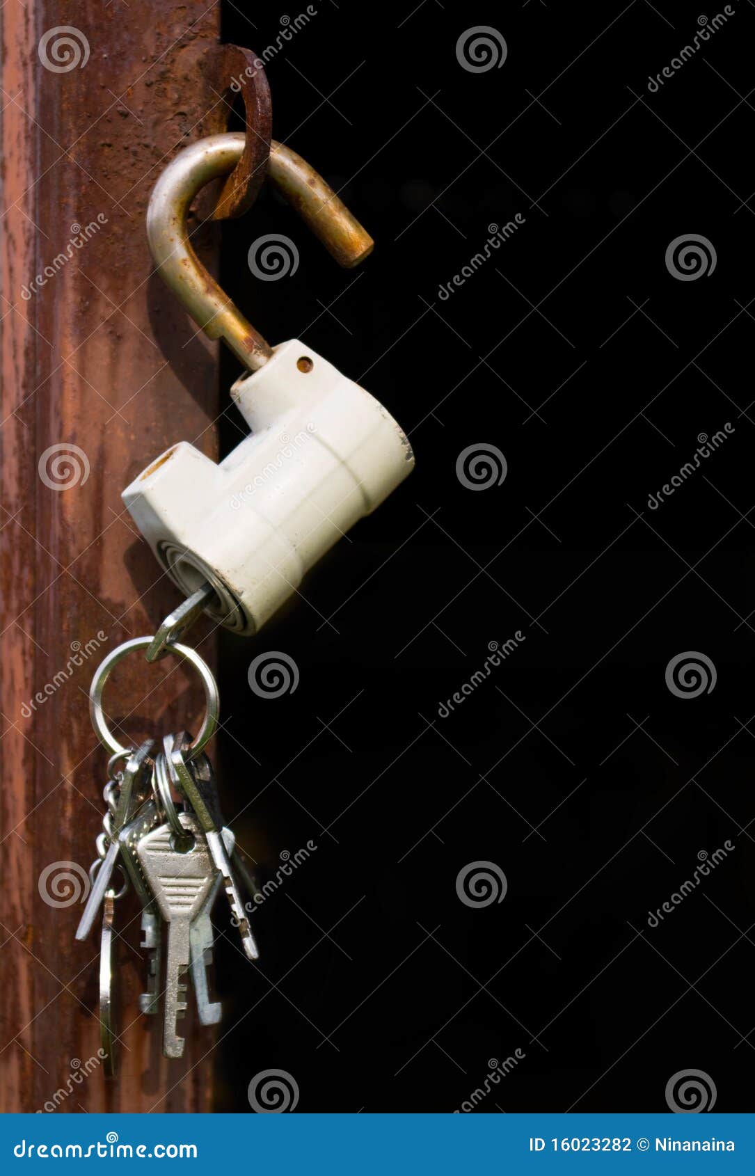 Lock and bunch of keys stock photo. Image of lock, fastening - 16023282