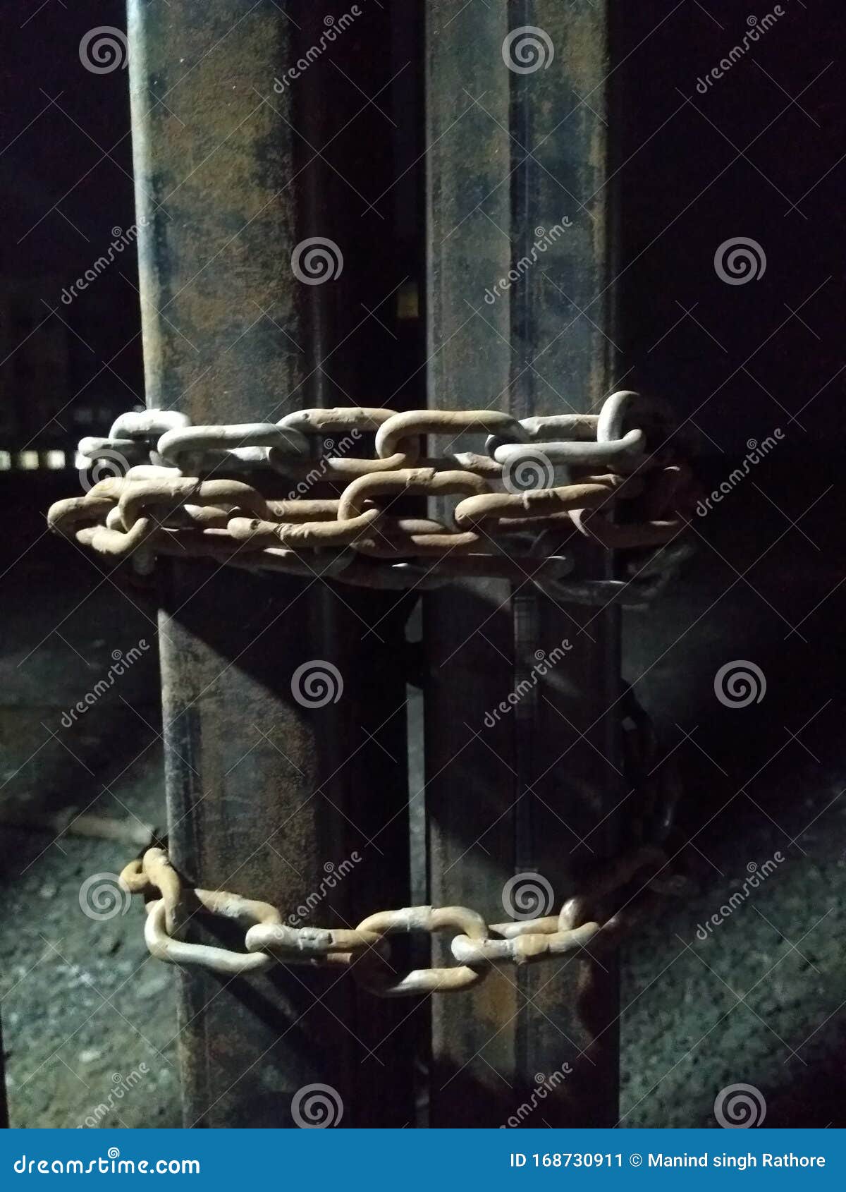 A lock chain in gate stock image. Image of metal, iron - 168730911