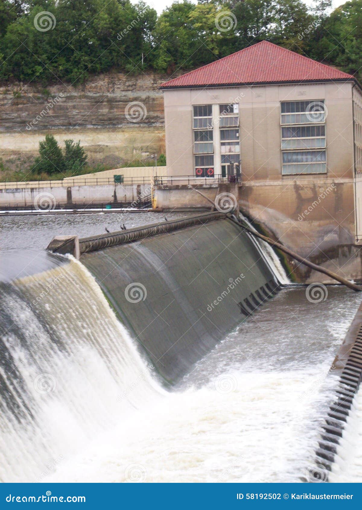 Lock and Dam No. 1 stock photo. Image of infrastructure - 58192502