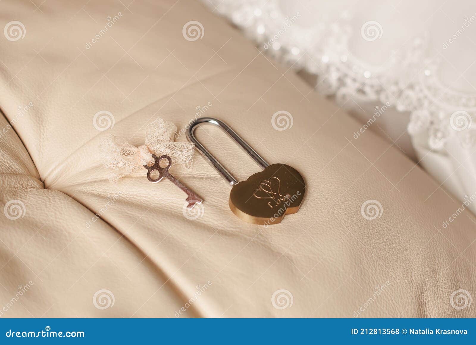 Lock with Heart and Key at the Wedding. Wedding Ceremonies Stock Photo ...