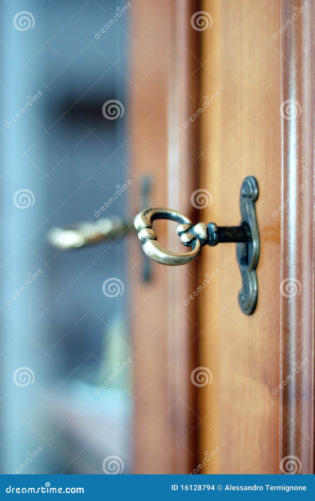 Lock and key close-up stock photo. Image of entrance - 16128794