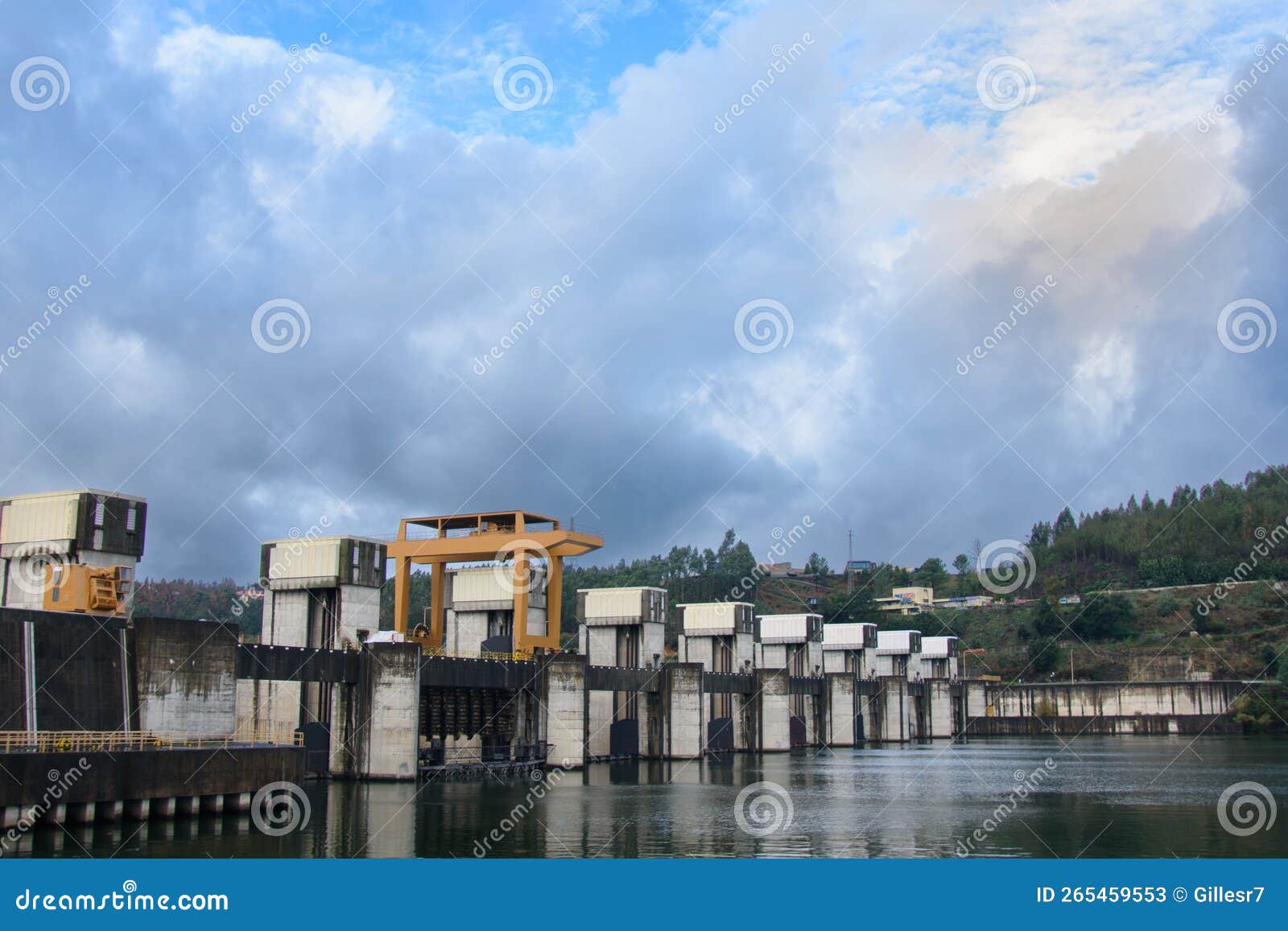Lock located on the Douro stock image. Image of modern - 265459553