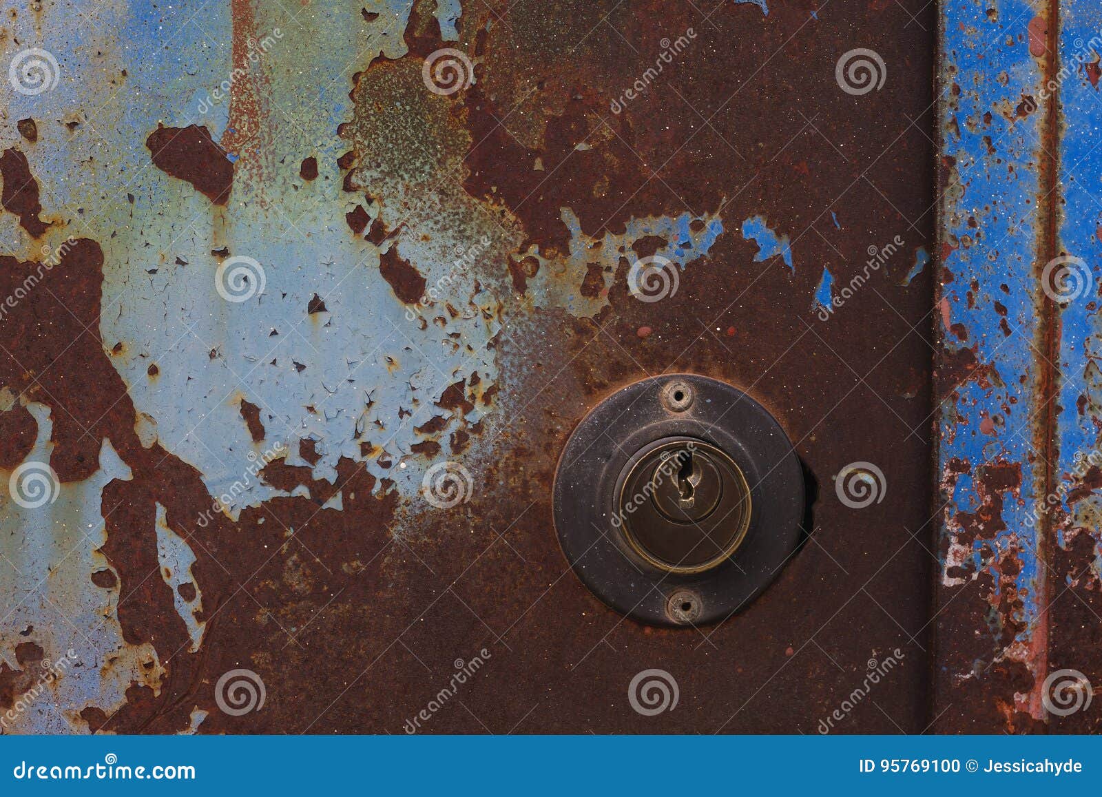 Lock in old shelling door stock photo. Image of background - 95769100